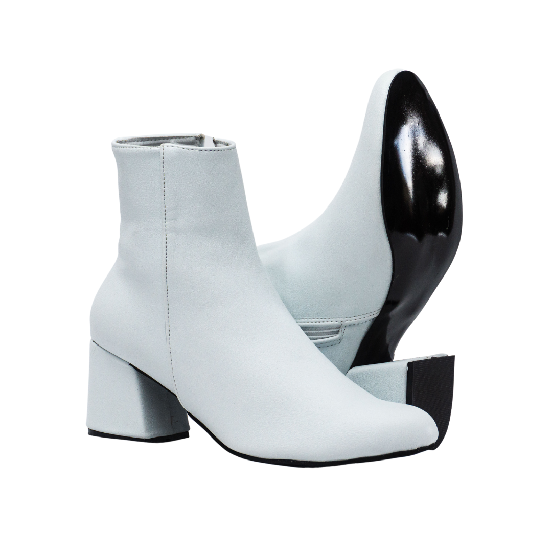 NAMBI – BURN BOOTS